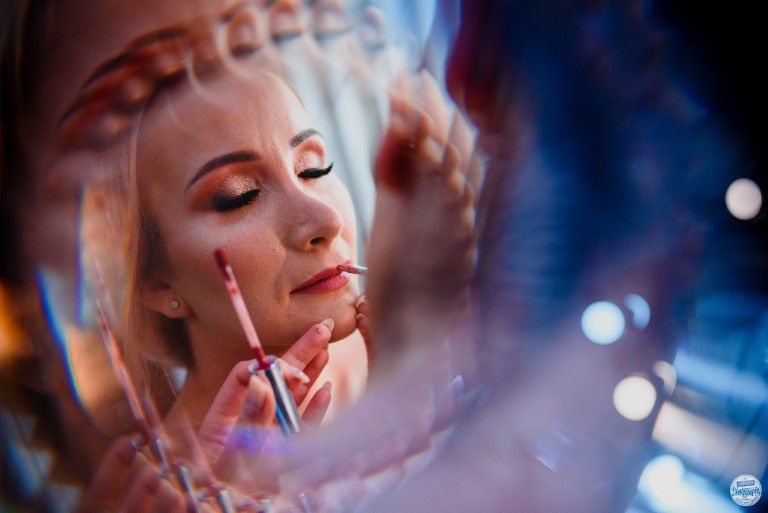 Wide angle portraits with the Julia Filter are a popular option for ...